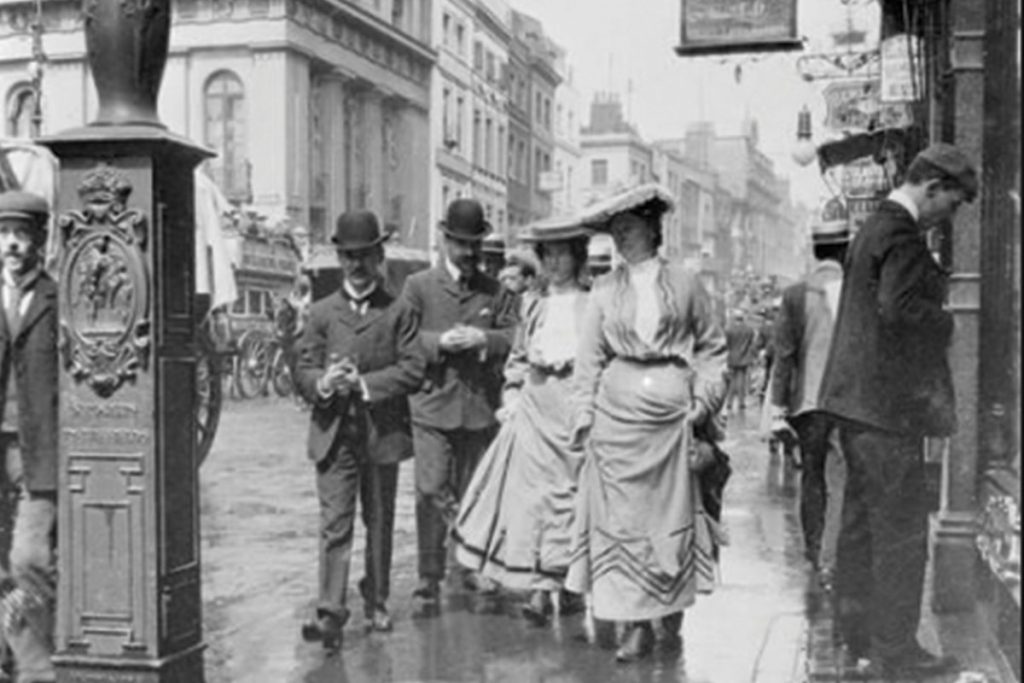 7 Bizarre Little-Known Facts About the Victorians